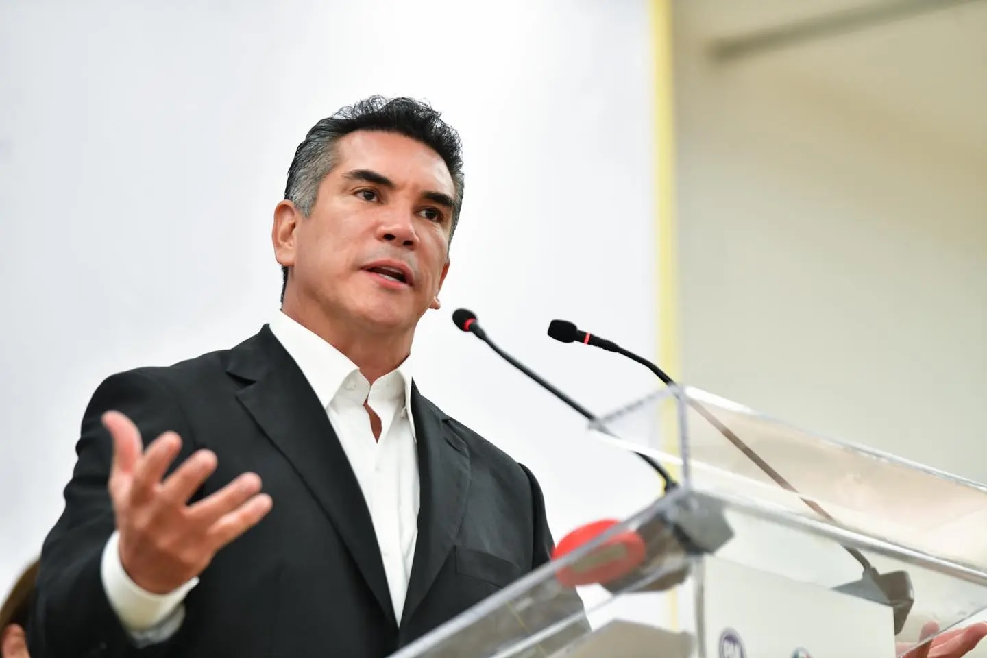 ‘Alito’ Moreno descarta renunciar a dirigencia del PRI; “no está a ...