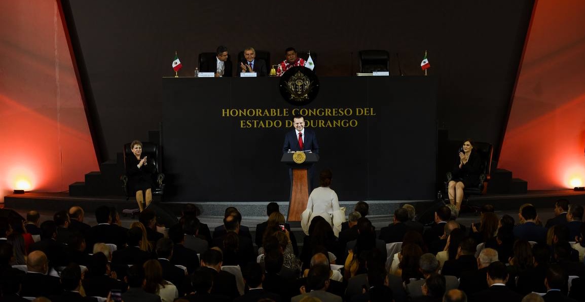 “Seré un aliado”, promete el priista Esteban Villegas a AMLO al rendir ...