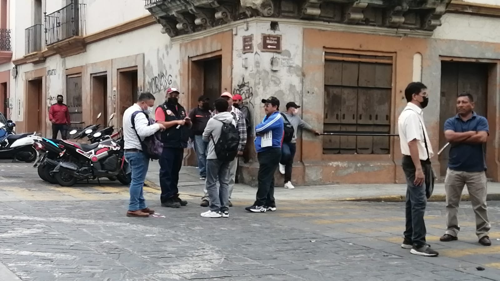 Cierran Armenta y López e Hidalgo maestros en la Sección 22 de la CNTE ...